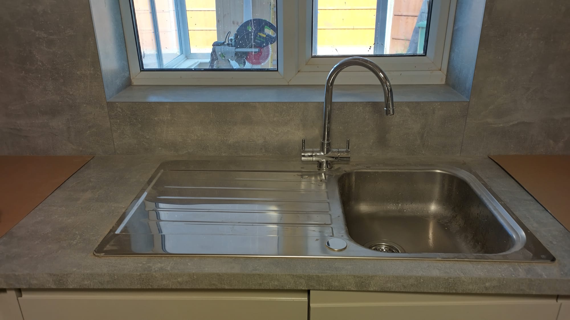 Work continues at step down unit in Nuneaton - News & Events - Camino ...